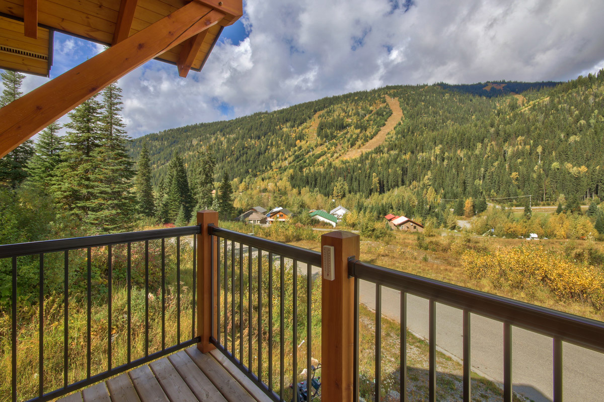 Mountain View Drive ⋆ Sun Peaks Real Estate